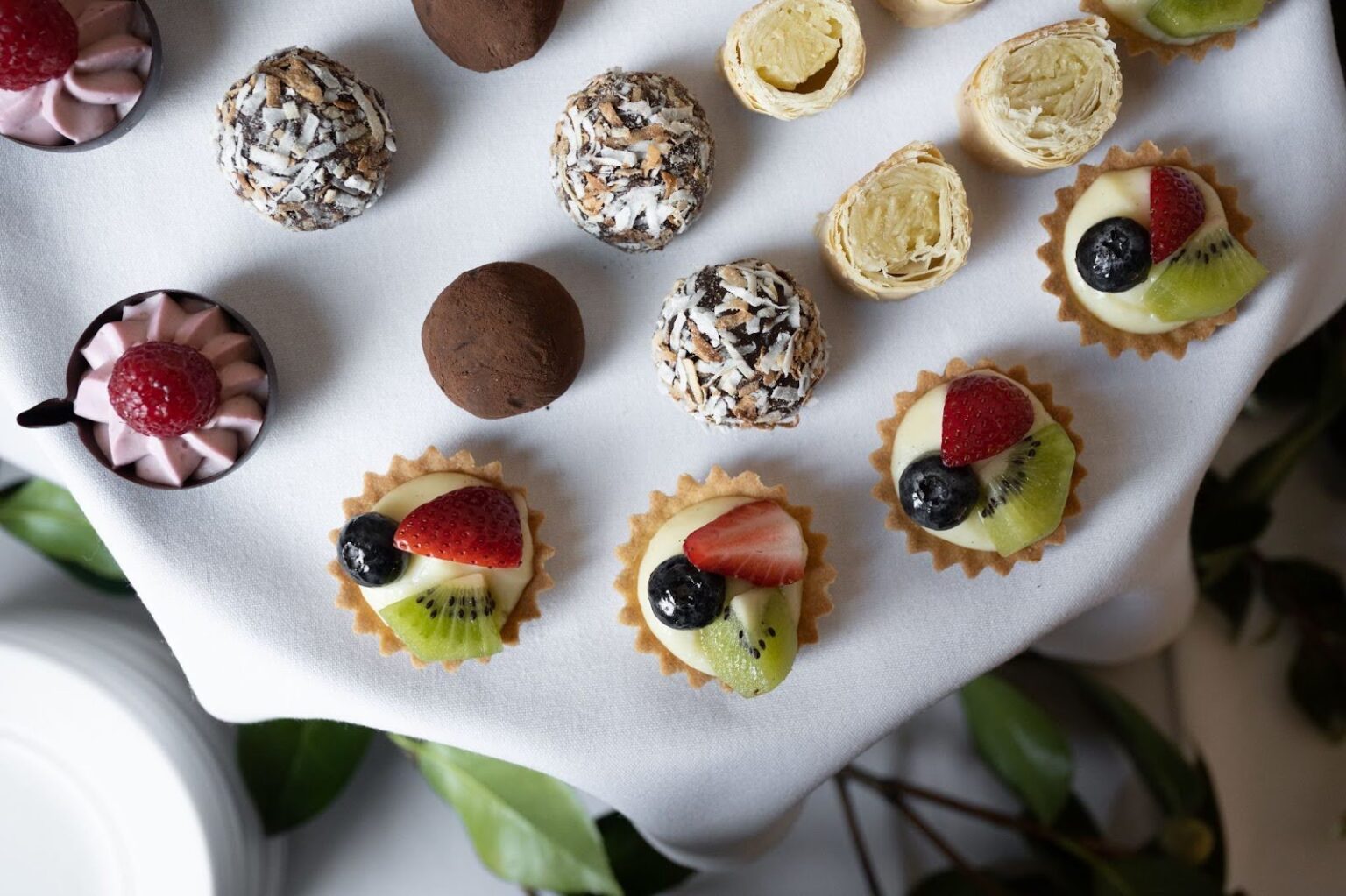 Expert Tips for Corporate Catering: Mediterranean Cuisine | Kafe 421