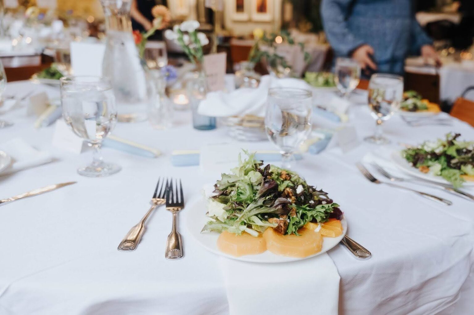 Expert Tips for Corporate Catering: Mediterranean Cuisine | Kafe 421